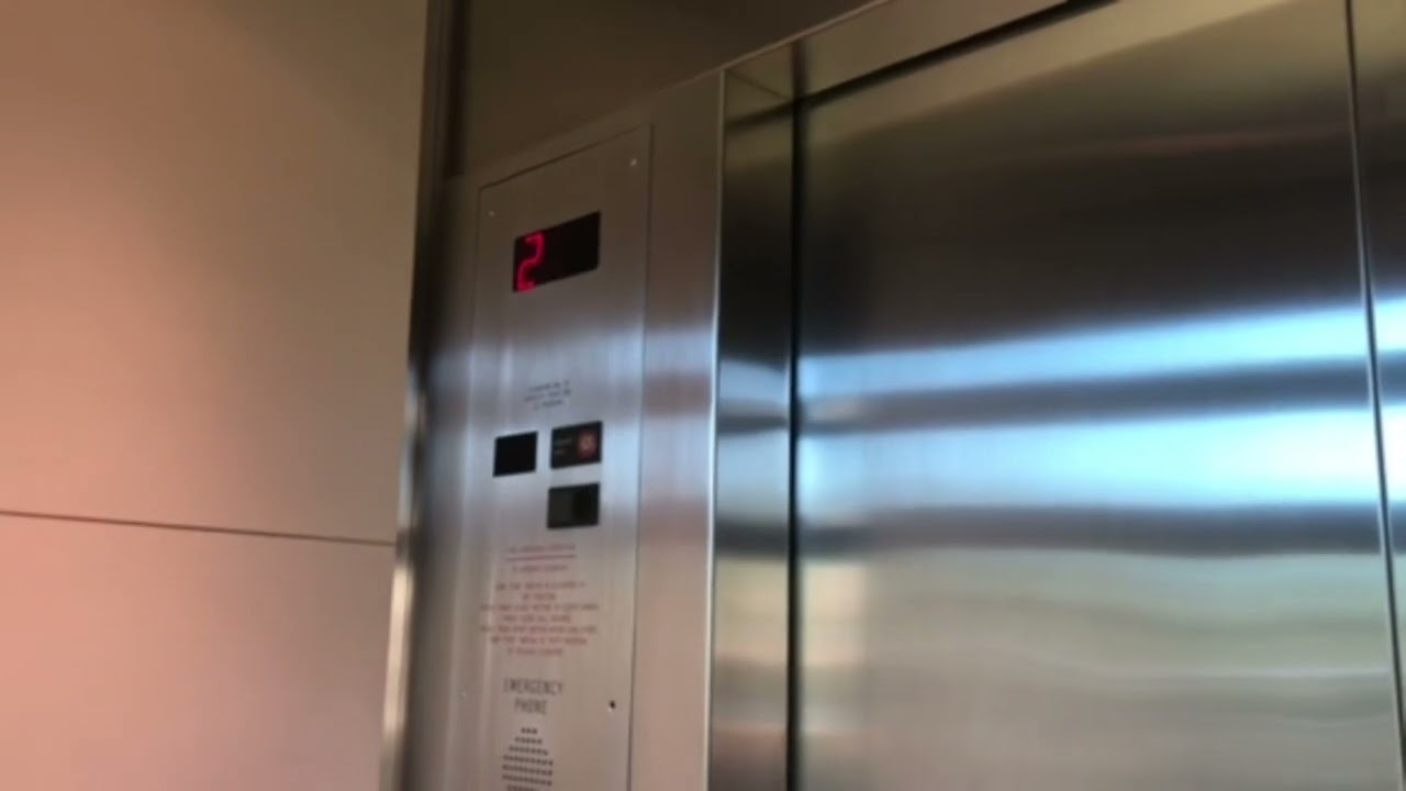 Glitchy Mitsubishi MCE Hydraulic Elevators - Treat Towers Garage - Walnut Creek, CA - YouTube