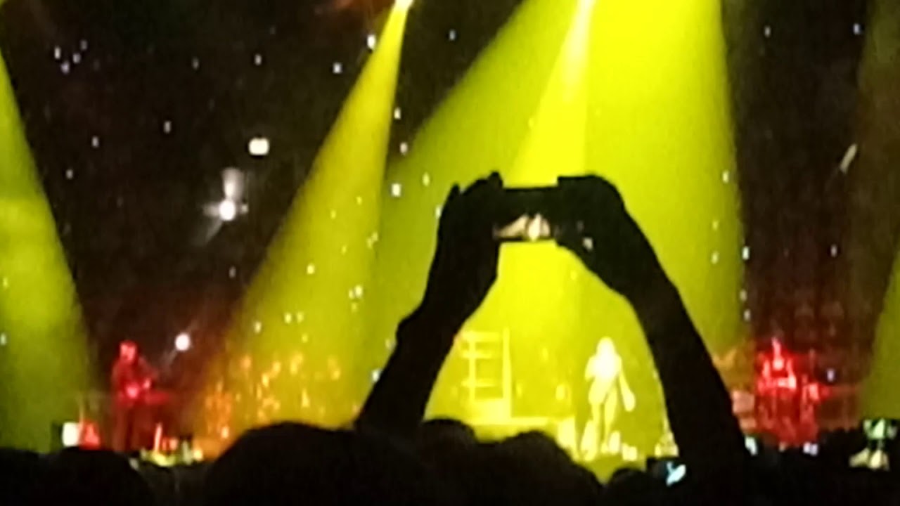 Tony Hadley, Gold at Young Voices 2019 - YouTube