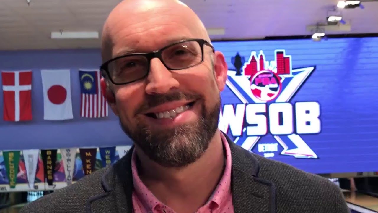 Professional Bowlers Association holds event in Allen Park - YouTube