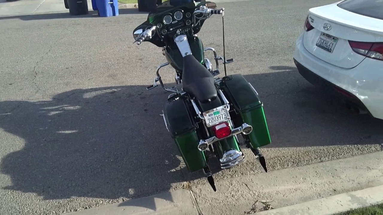 2001 Street Glide with air ride kit - YouTube
