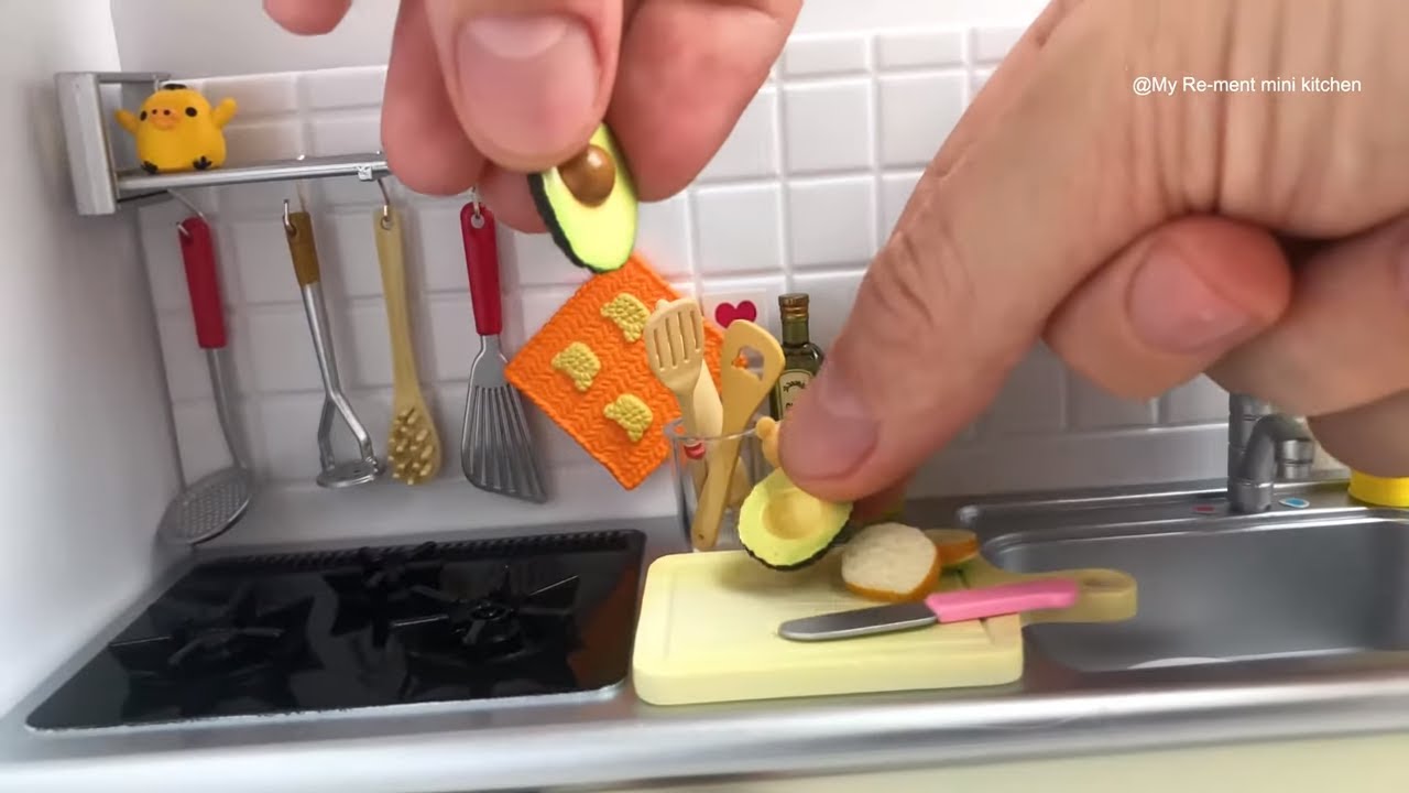 Re-ment mini kitchen, Fresh salmon sandwich, Toy Food cooking ...