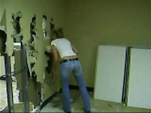 DEMOLITION WOMEN 01 - YouTube