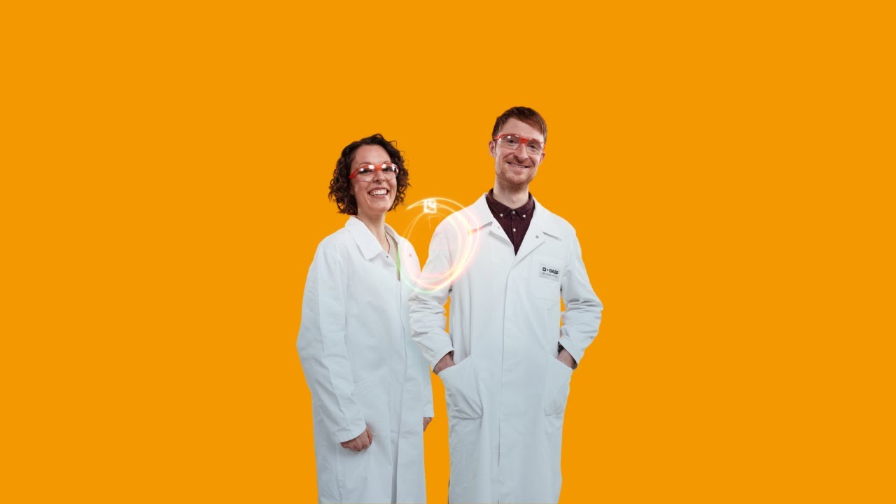 BASF – We create chemistry. We create change. Sophie und Max. - YouTube