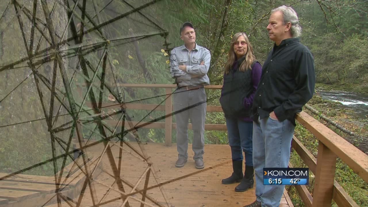 Locals vs. BPA: Giant fight over giant power line - YouTube