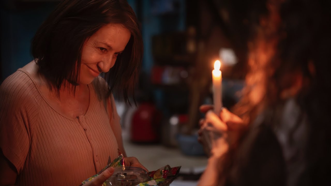 ELENA SABE (trailer HD) - YouTube