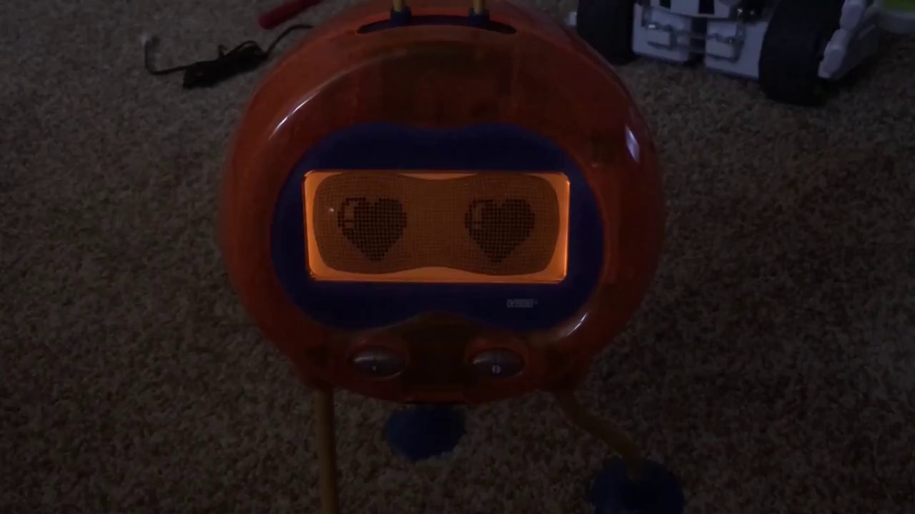 Vtech Me-mo-mo demo mode and Match the eyes - YouTube