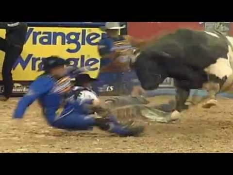Cat Daddy bucks Tater Porter - 06 PBR Finals - YouTube