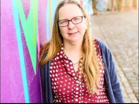The Book Dragon Interview with Author Helen Kelly - YouTube