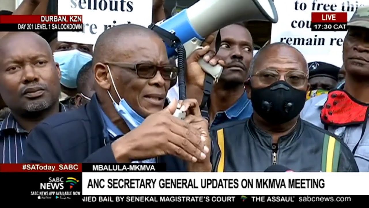 Ace Magashule, Kebby Maphatsoe brief the media following meeting with ...