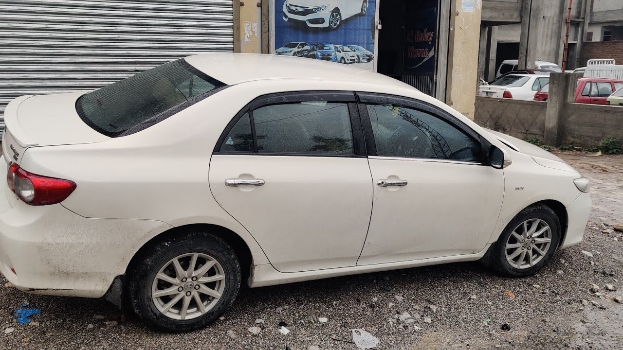 toyota corolla Gli 2013 Model Islamabad Registered from outside Two ...