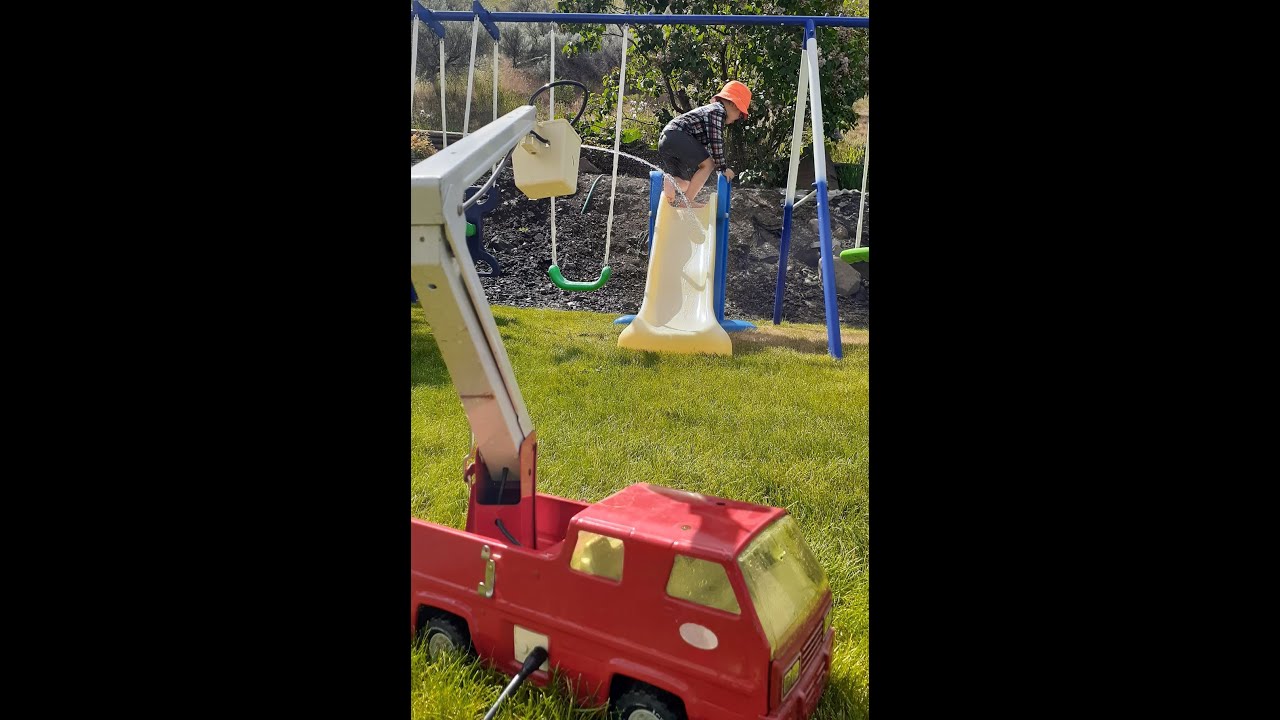 How to make a Redneck waterslide - YouTube