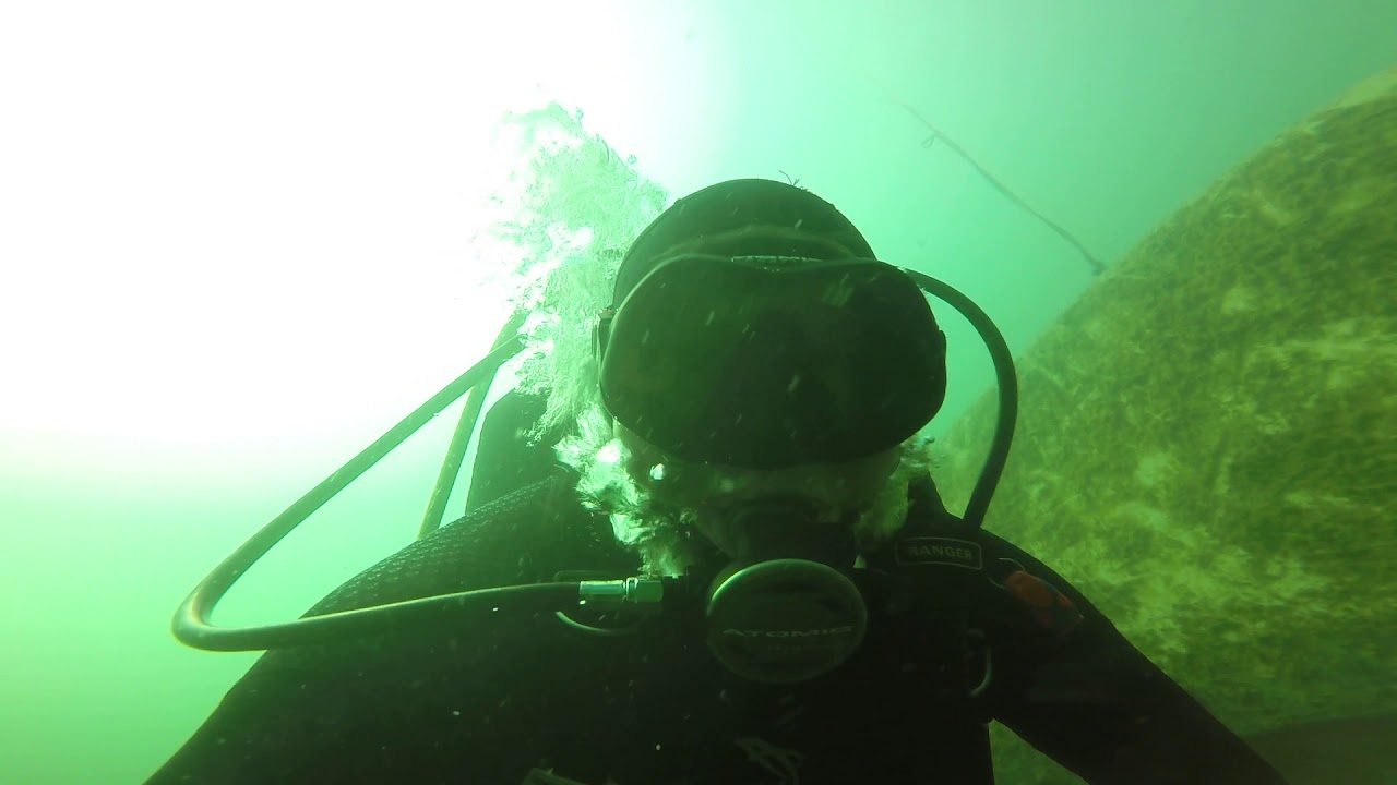 Diving the larger airplane at Scuba Ranch at Clear Springs near Terrell ...