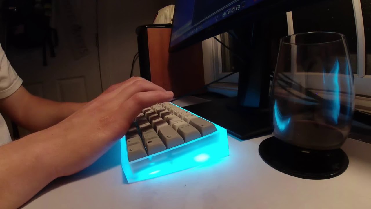 Tofu Acrylic, Lubed Kailh Box Dark Yellow - YouTube