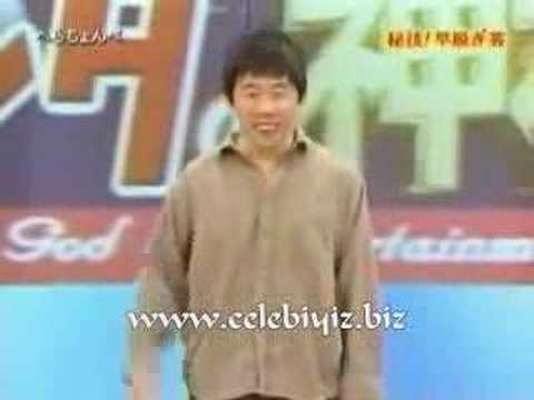 7 saniyede soyunan adam