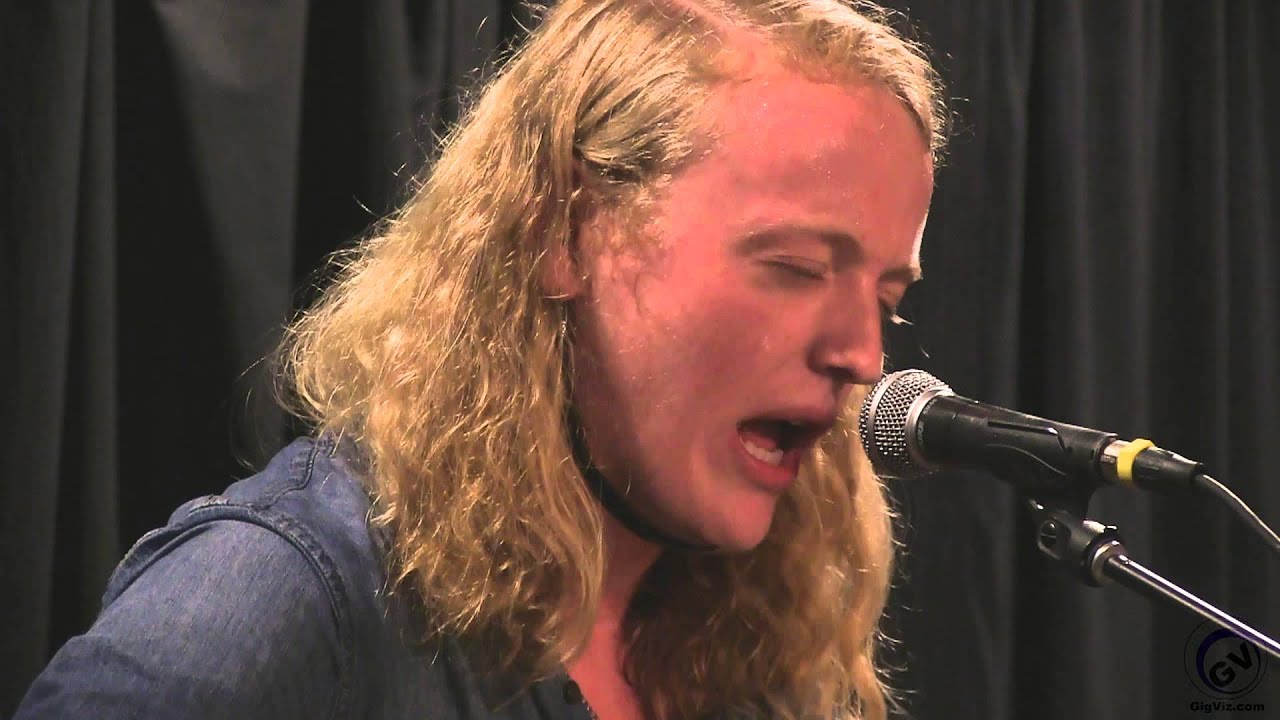 Thomas Brunson of Holy Water Buffalo September 27, 2014 - "Carry Me ...