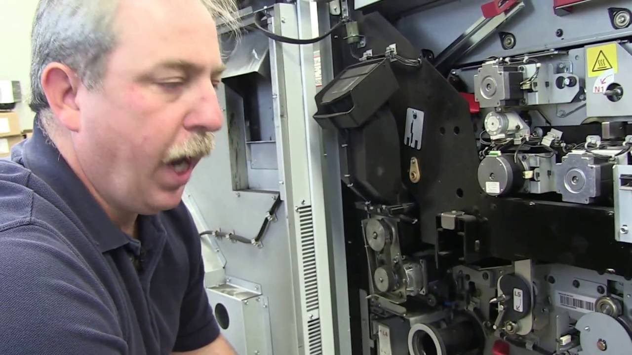 How to Clean the Master Belt of an Oce VarioPrint 6000 Production ...