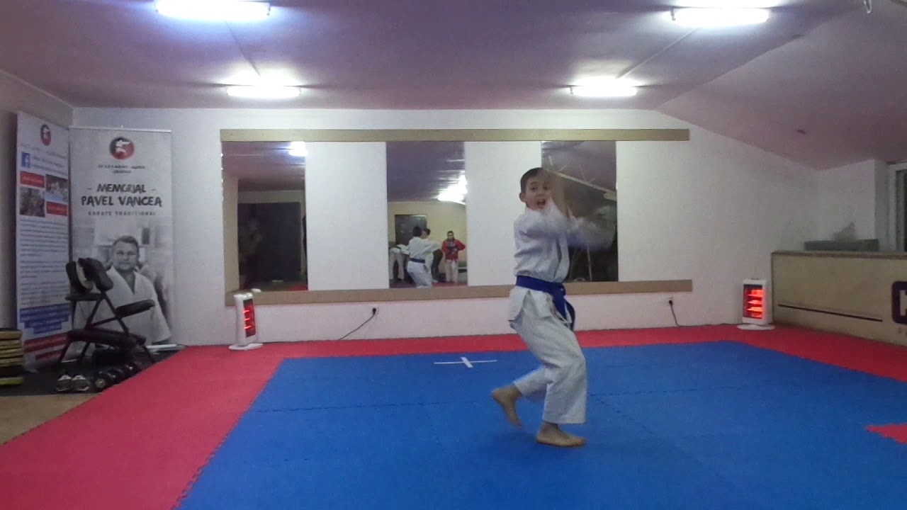 Karacson Darius Round 2 - YouTube