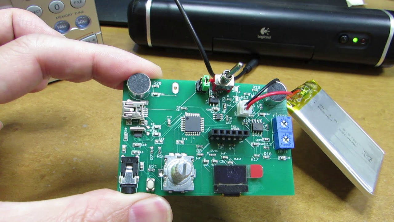 An exotic FM transceiver using Si4720 - YouTube