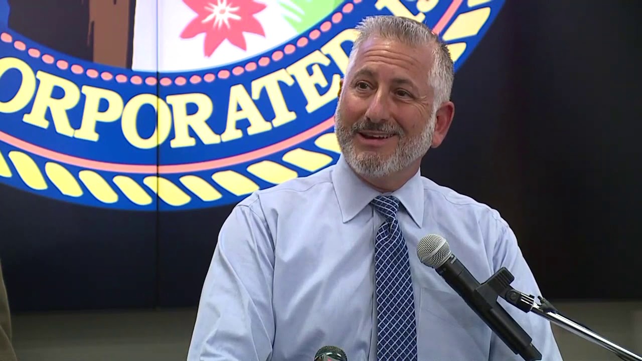 St. Pete Mayor Rick Kriseman on Rays sharing with Montreal - YouTube