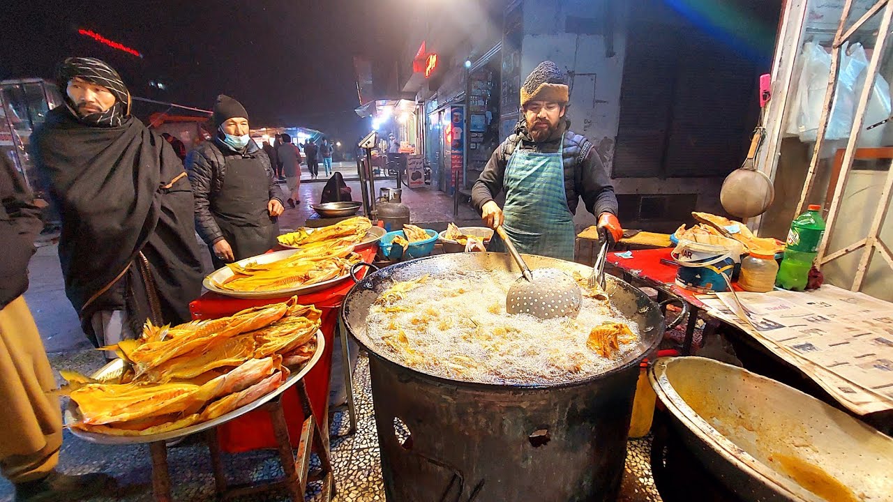 Afghanistan 🇦🇫 | Fried fish is a delicious Afghan dish in winter | What ...