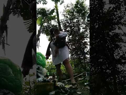 BUNDA WILLY..BUNDA AJAK MAIN DIKEBUN