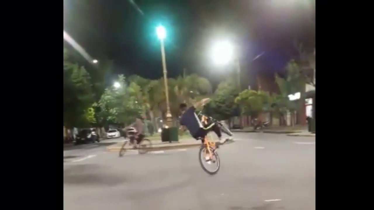 Cordoba_Ciclas||| entrenamiento Stunt bike - YouTube