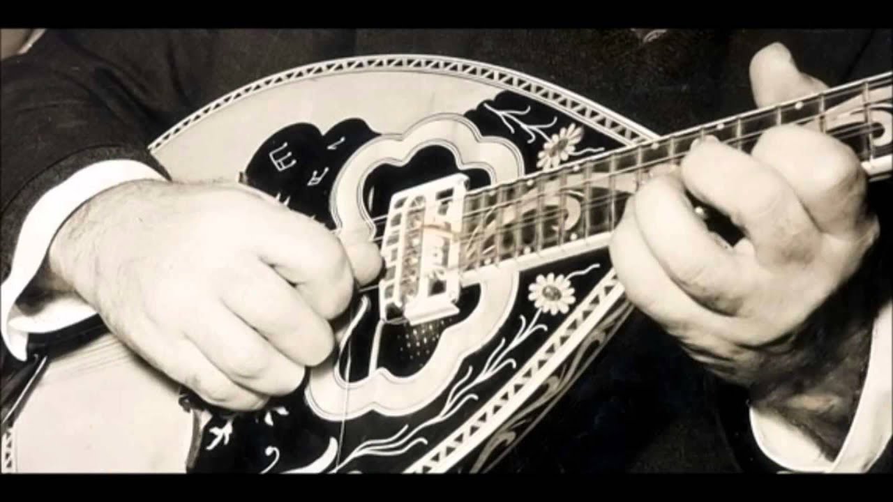 ΠΑΙΞΕ ΜΠΟΥΖΟΥΚΙ - PLAY BOUZOUKI. Είναι βαριά η μοναξιά.. - YouTube