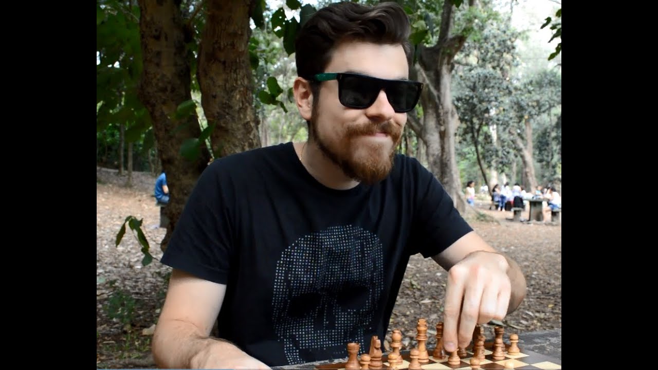 Geri´s game Pixar - YouTube