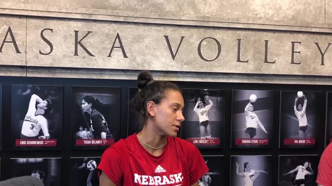 Watch now: Harper Murray on spring practice - YouTube