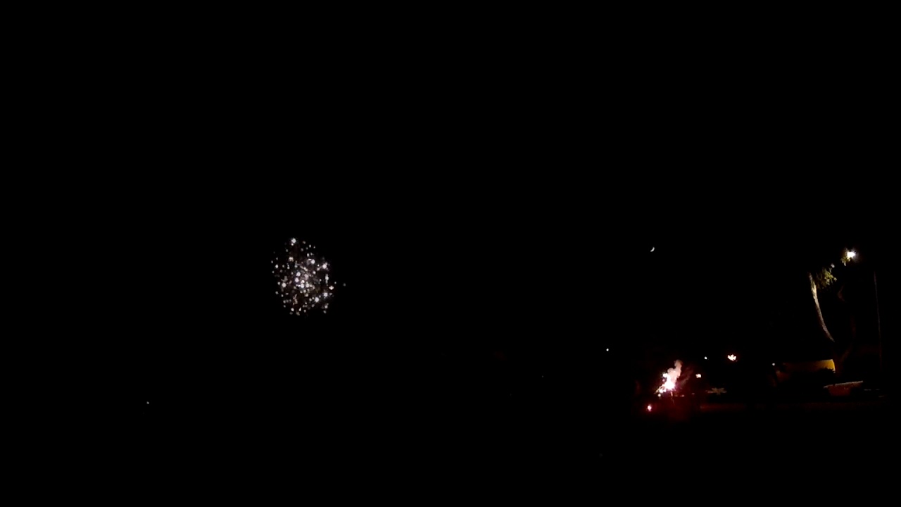 Major League Pyro Tire Fire with Dominator Pro Strobe - YouTube