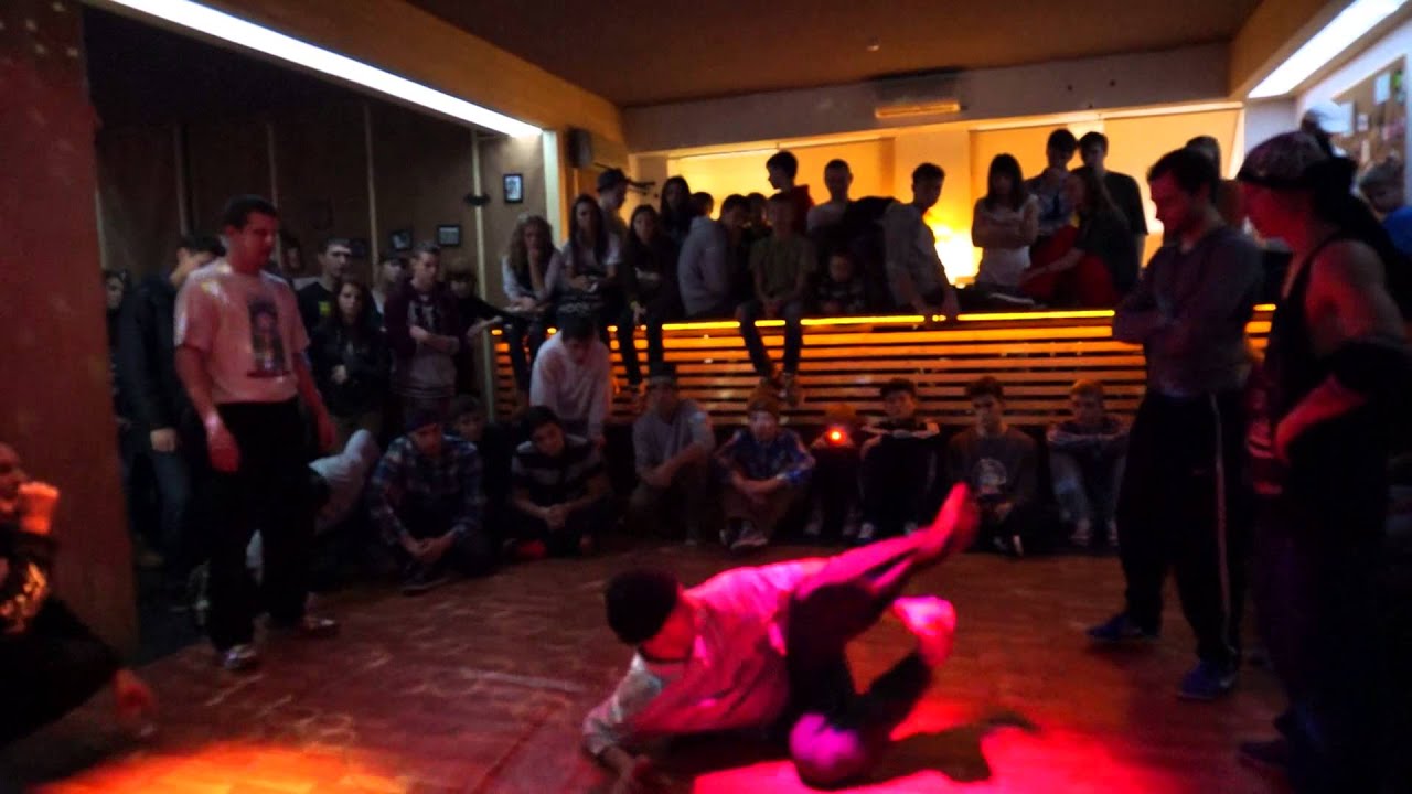 ROCKET Breakdance 2x2 - YouTube