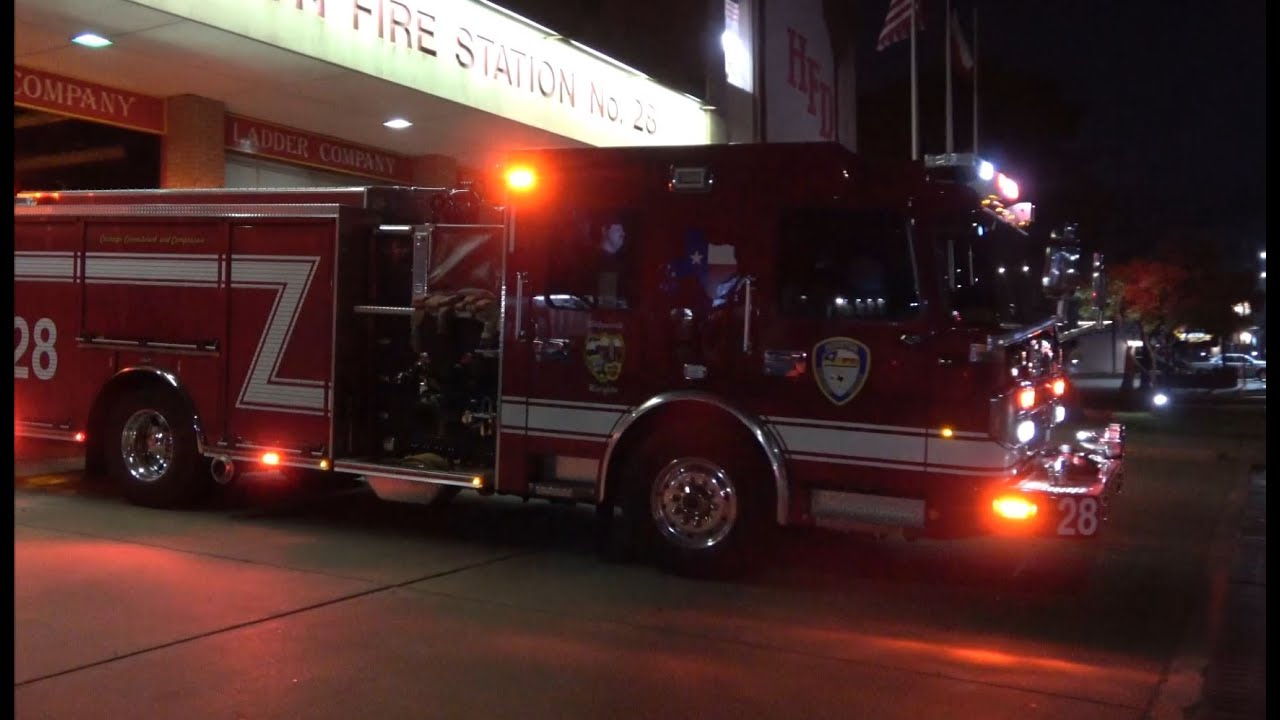 Engine 28 Responds to Fire Alarm [Houston Fire Department] - YouTube