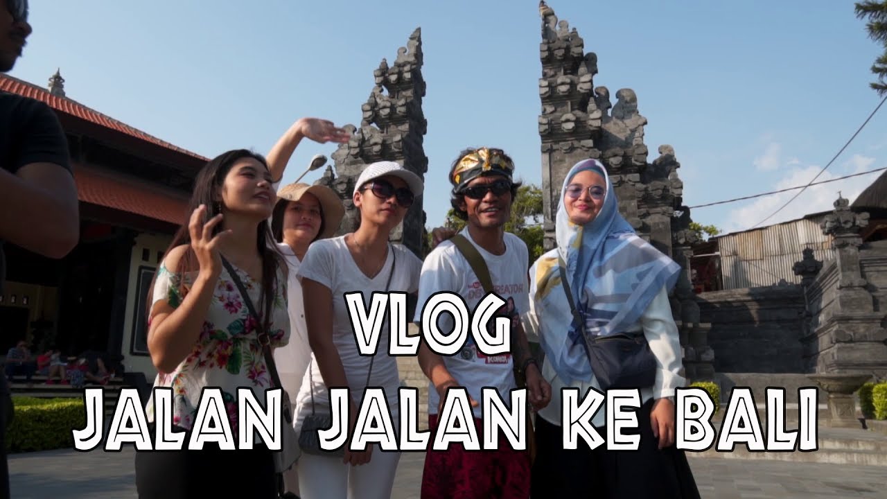 Vlog Deni Creator Jalan-Jalan ke Bali - YouTube