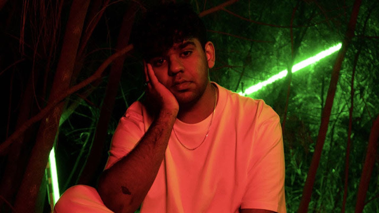 Meet ESHAAN, the Sydney-Based Artist with Addictive Confidence - YouTube