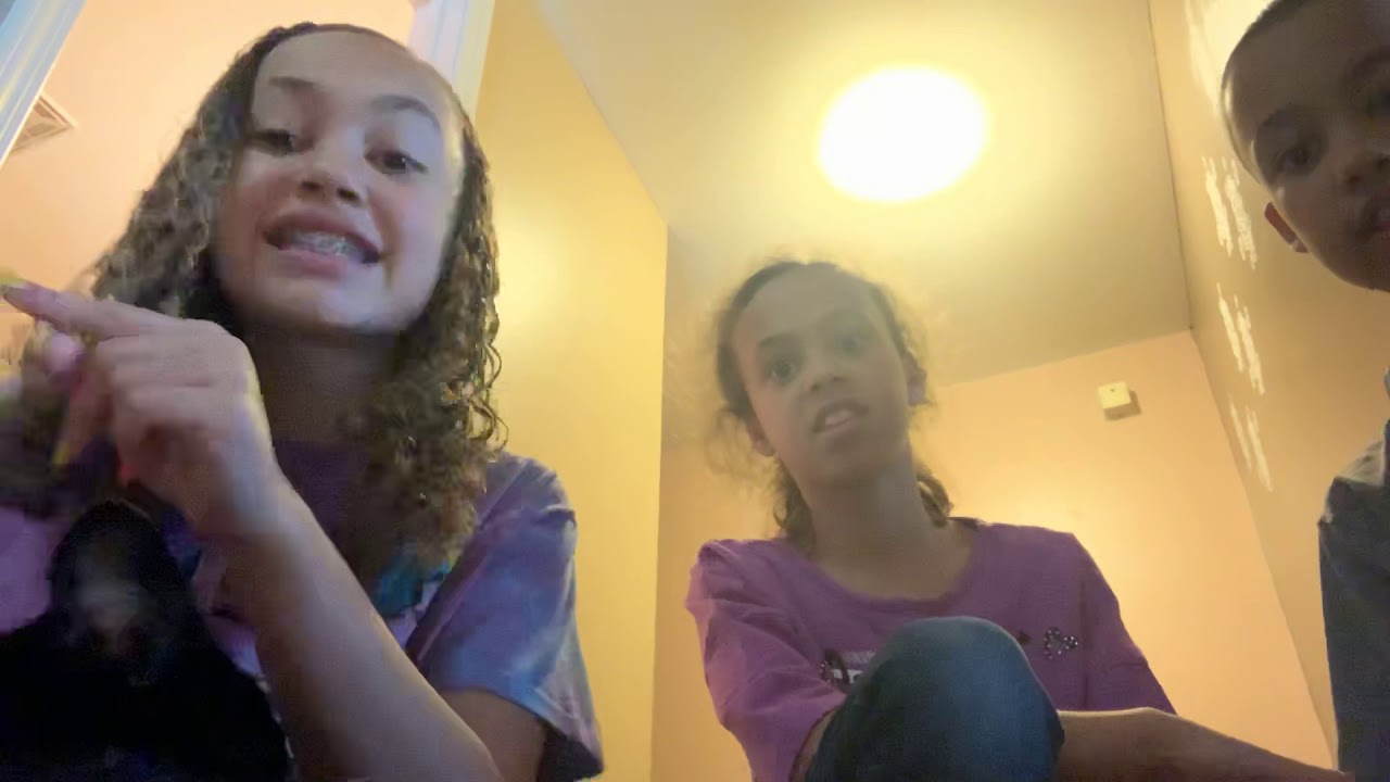 Ok guys part 2 and my sister farted ewww 🤮🥴 - YouTube
