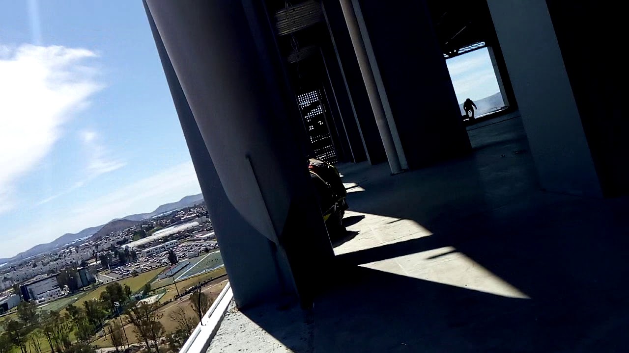 Una vista del lado del estadio de Lobos BUAP y parte de Ciudad ...
