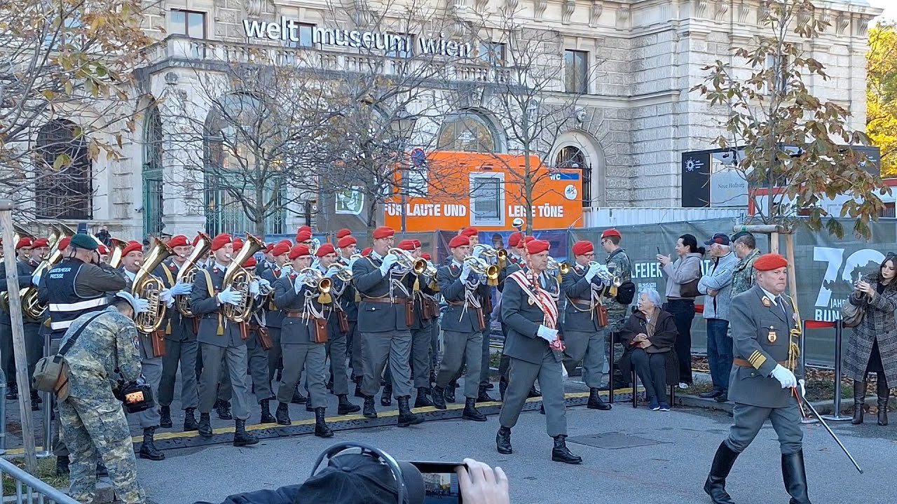 Austrian National Holiday Parade, Vienna, 26/10/2025 - YouTube