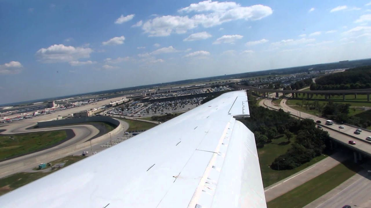 EPIC REVERSE THRUST! Delta Airlines Boeing 717-200 In Flight Landing at ...