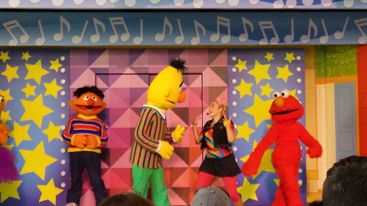 Kristin Elizabeth in Elmo rocks - YouTube