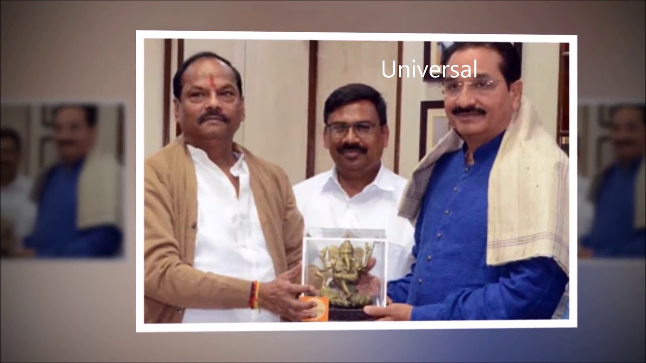 Narendra Modi with family, mother, father, brothers, sisters, wife ...