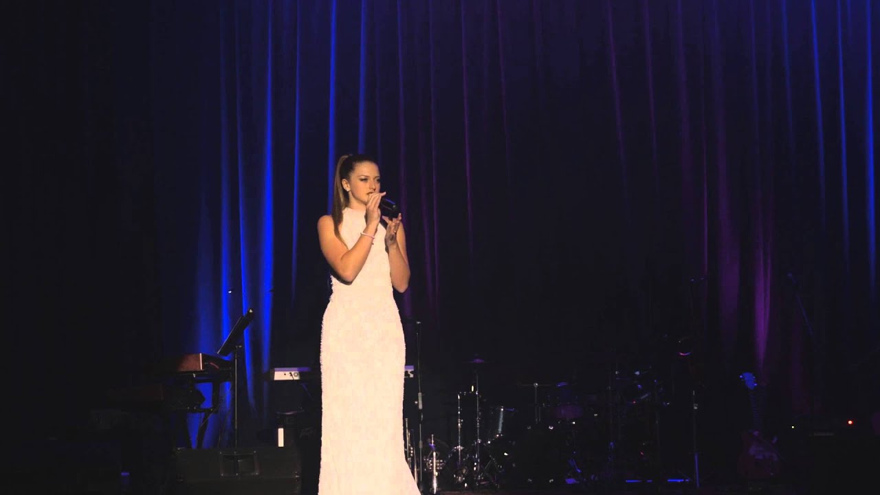 Payton Singing at Southside Idol 2016 - YouTube