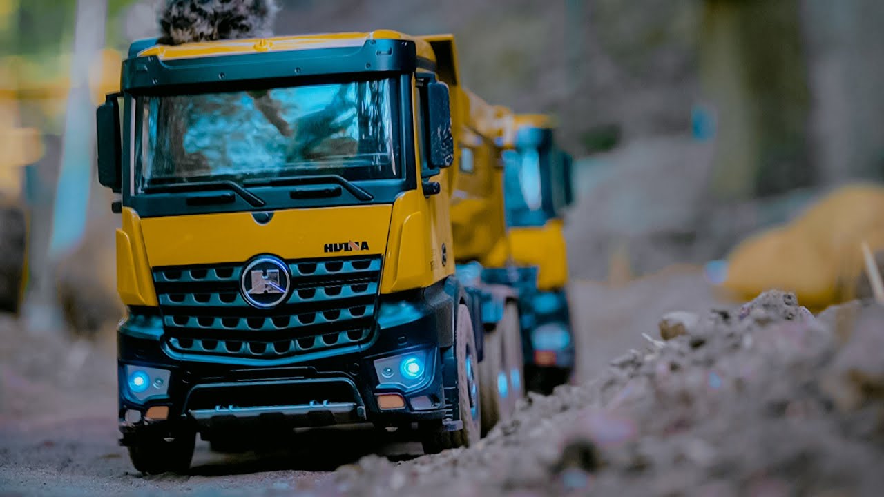 Unboxing Huina 1582 RC Dump Truck scale 1:14 - YouTube