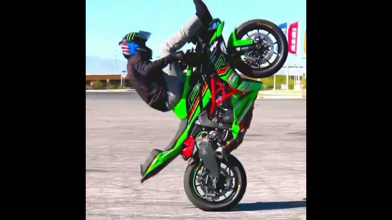 Girls vs Boys Bike Riders|ATTITUDE RIDERS|Pro riders| Heavy stunts|GIRL ...