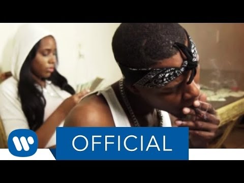 Fetty Wap - Trap Queen (Official Video)