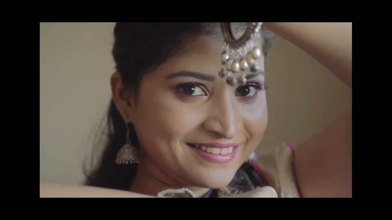 Tamil Movie Actress Komal Full Video Out Expose The Full Body Shape In