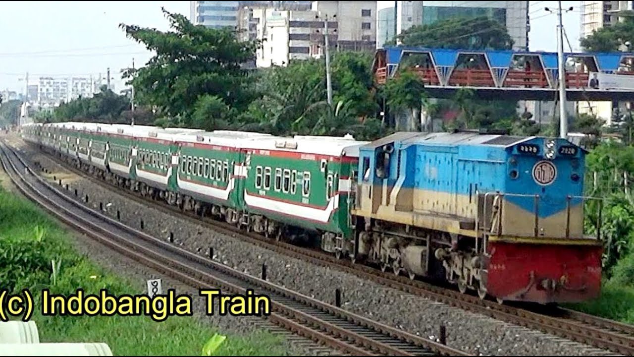 Dhaka to Dewanganj Bazar Tista Express Smoothly Passing Khilkhet Rail ...