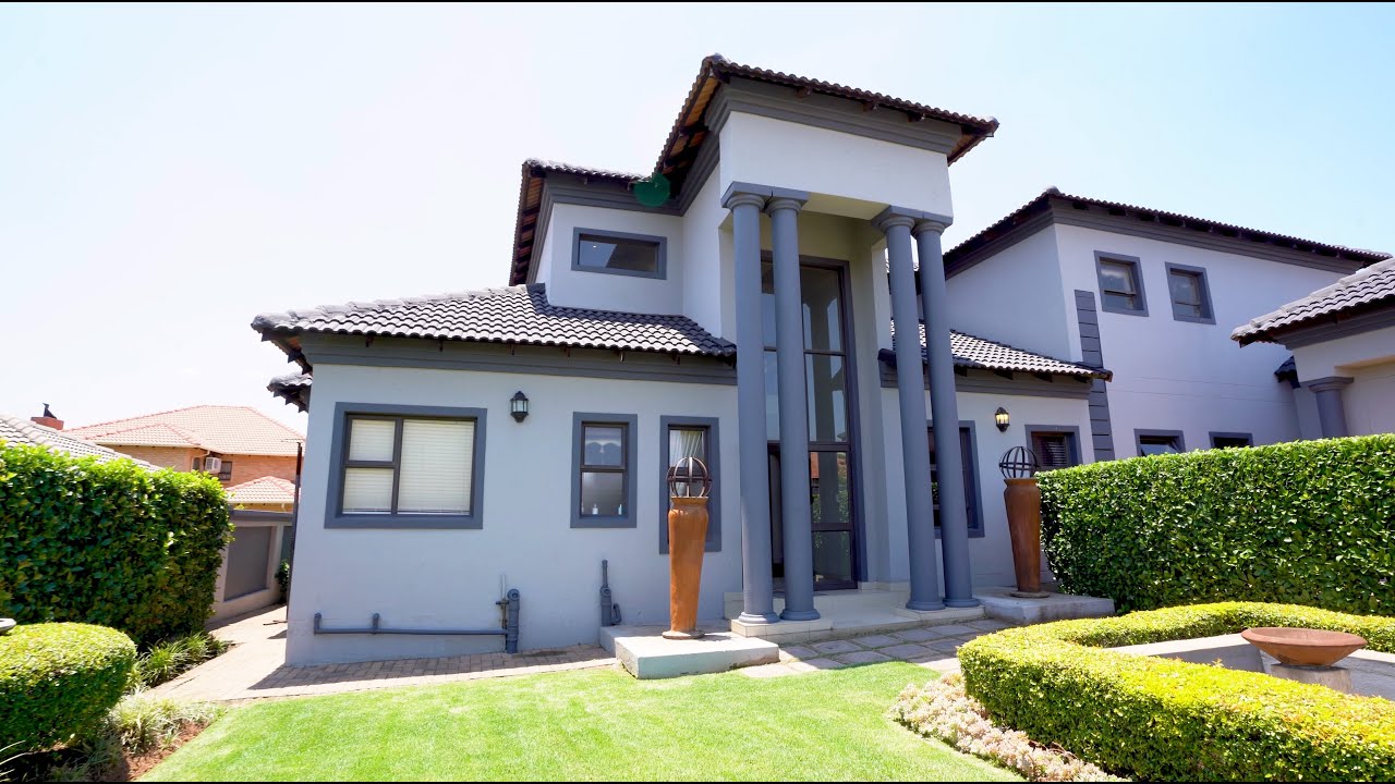 Home for sale in Amberfield Manor - YouTube