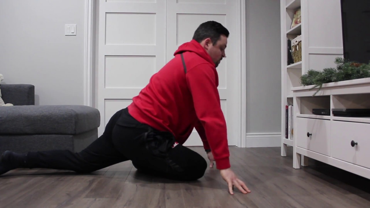 Pigeon Fan Stretch | Glute & Hip Mobility - YouTube