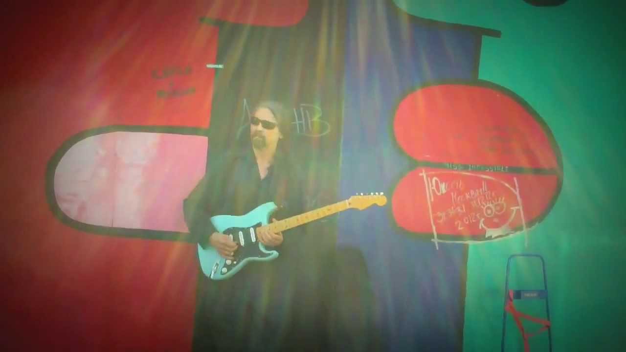 Emmanuel Angel plays Little Wing at the Berlin Wall near Warschauer ...