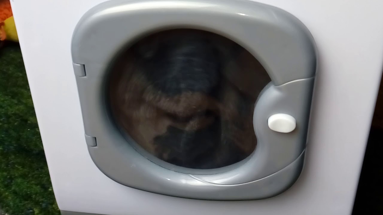 Crazy toy washing machine - YouTube